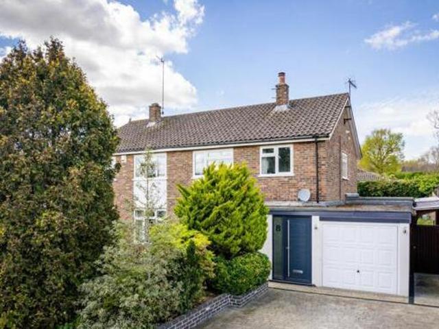 3 Bedroom Semi detached House For Sale In South Godstone