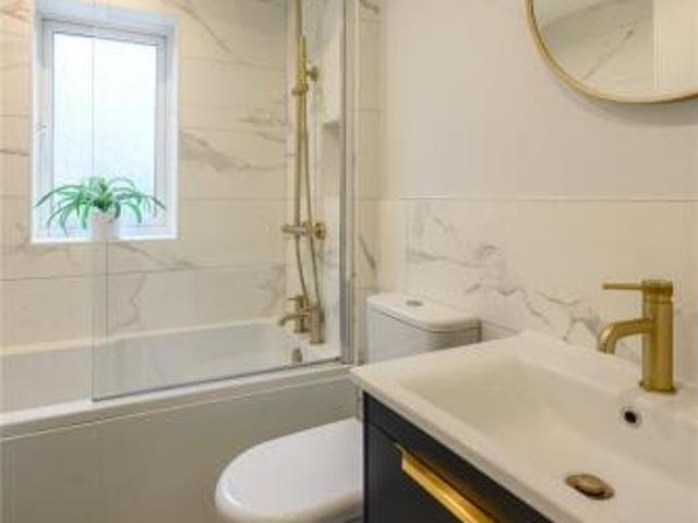 3 bedroom semi detached house for sale in South Mount, East Keswick, LS17