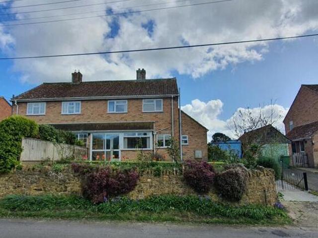 3 Bedroom Semi detached House For Sale In South Petherton