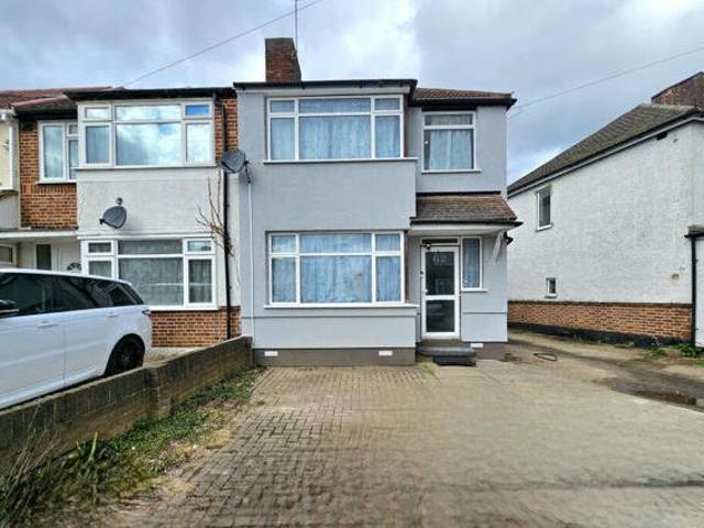3 Bedroom Semi detached House For Sale In Southall