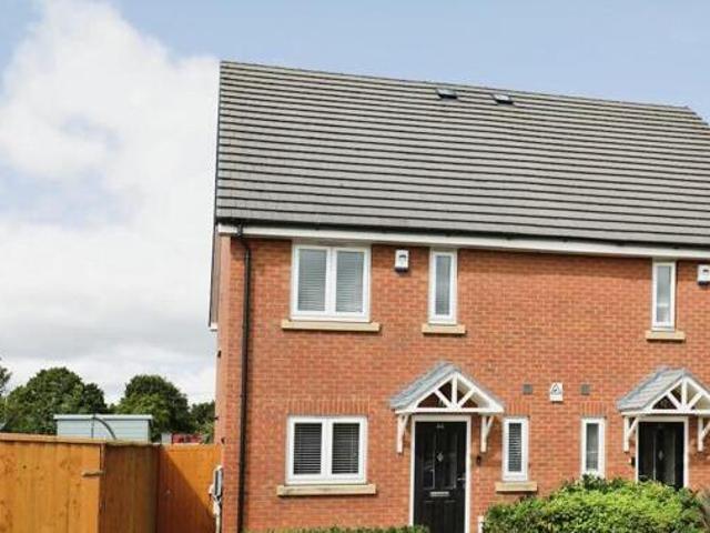 3 Bedroom Semi detached House For Sale In Southam, Warwickshire