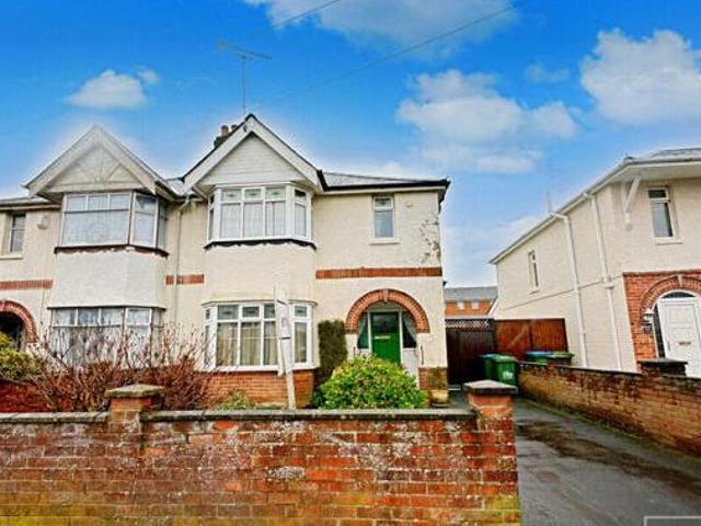 3 Bedroom Semi detached House For Sale In Southampton