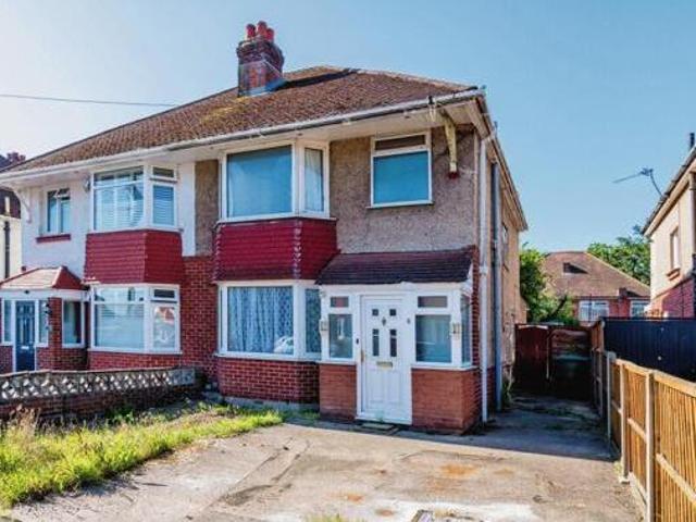 3 Bedroom Semi detached House For Sale In Southampton