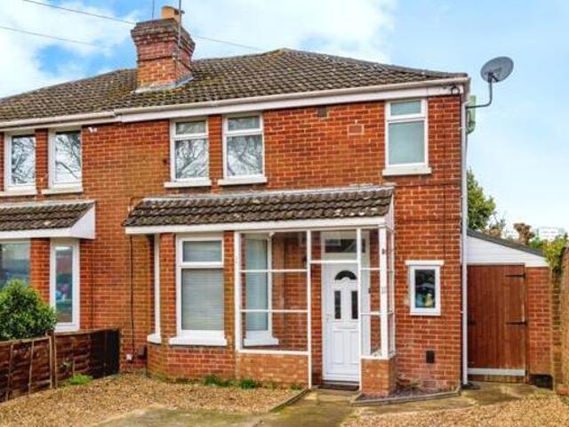 3 Bedroom Semi detached House For Sale In Southampton
