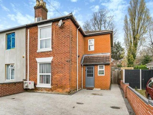 3 Bedroom Semi detached House For Sale In Southampton