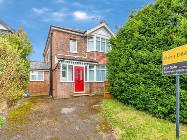 3 Bedroom Semi detached House For Sale In Southampton, Hampshire