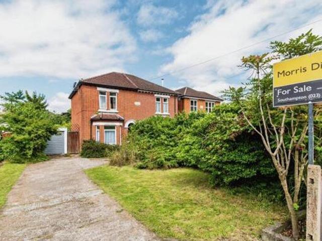 3 Bedroom Semi detached House For Sale In Southampton, Hampshire