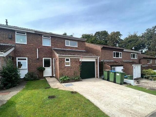 3 Bedroom Semi detached House For Sale In Southampton, Hampshire