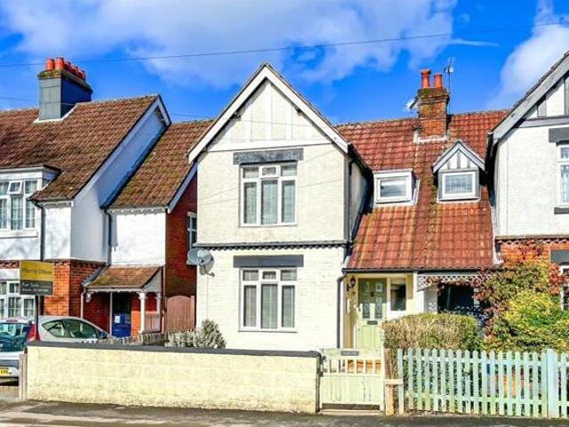3 Bedroom Semi detached House For Sale In Southampton, Hampshire