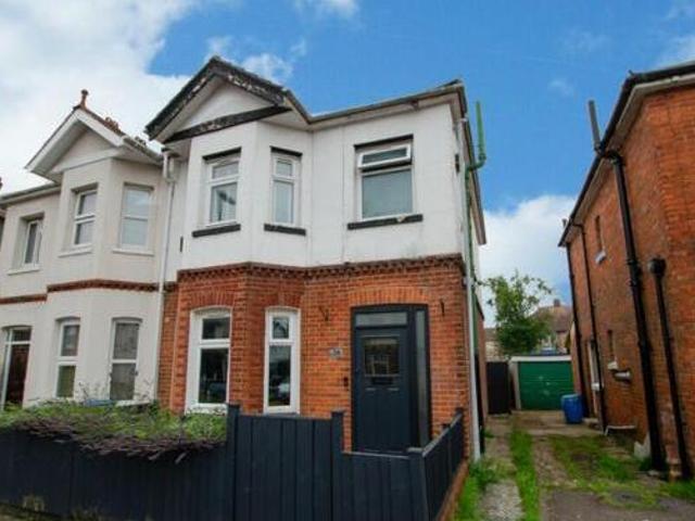 3 Bedroom Semi detached House For Sale In Southampton, Hampshire