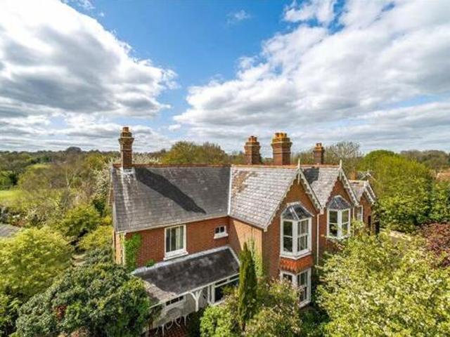 3 Bedroom Semi detached House For Sale In Southampton, Hampshire