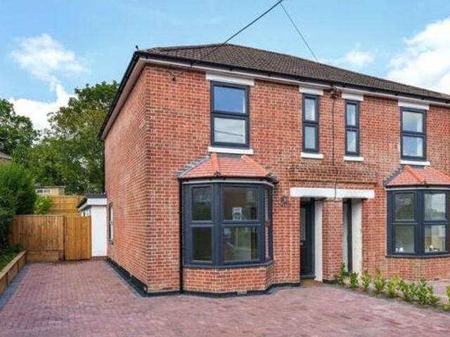 3 Bedroom Semi detached House For Sale In Southampton, Hampshire