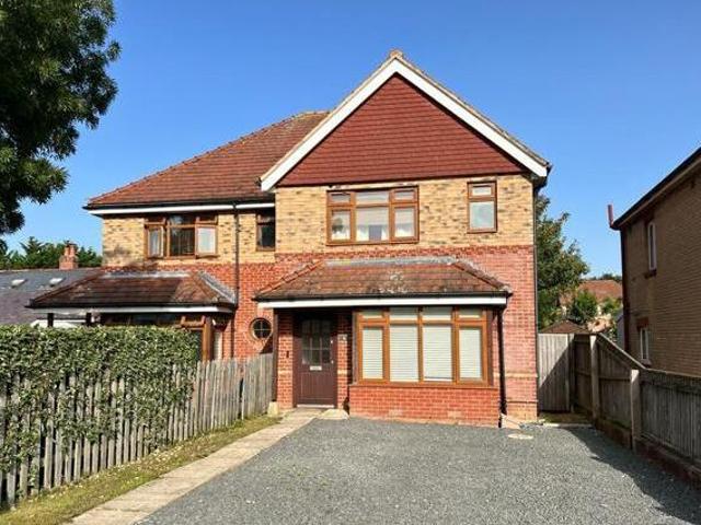 3 Bedroom Semi detached House For Sale In Southampton, Hampshire