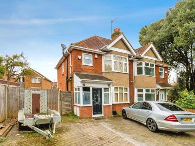 3 Bedroom Semi detached House For Sale In Southampton, Hampshire