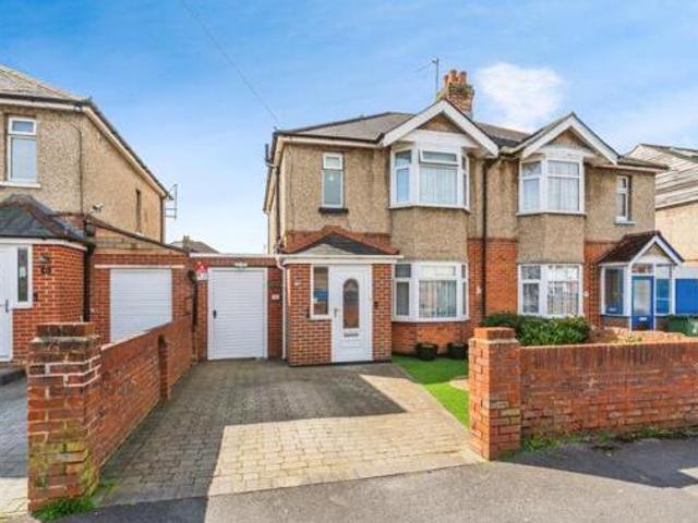 3 Bedroom Semi detached House For Sale In Southampton, Hampshire