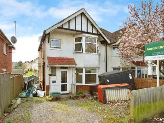 3 Bedroom Semi detached House For Sale In Southampton, Hampshire