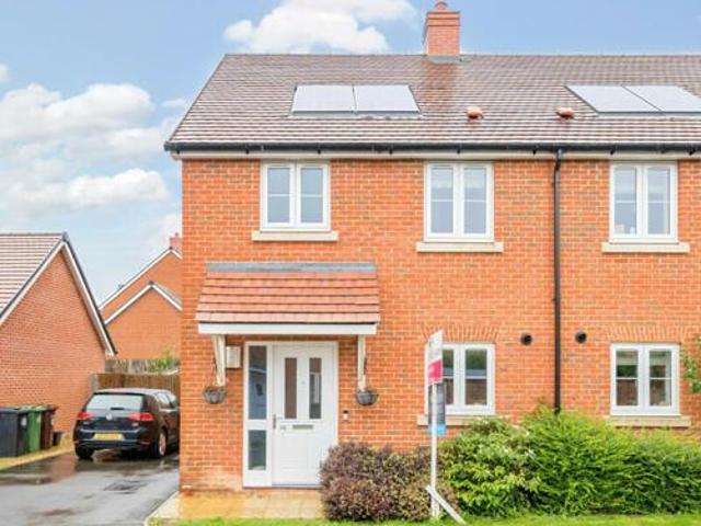 3 Bedroom Semi detached House For Sale In Southampton, Hampshire