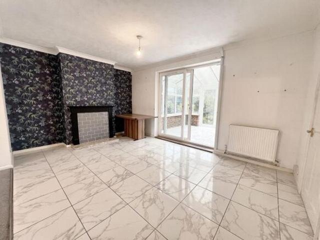 3 bedroom semi detached house for sale in Southern Way, Wolverton, MK12