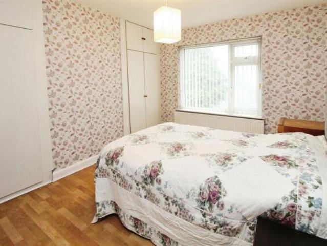3 bedroom semi detached house for sale in Southfield Road, Bradford, BD5 9DX, BD5