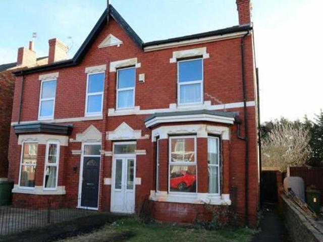 3 Bedroom Semi detached House For Sale In Southport