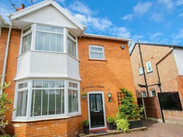 3 Bedroom Semi detached House For Sale In Southport, Merseyside