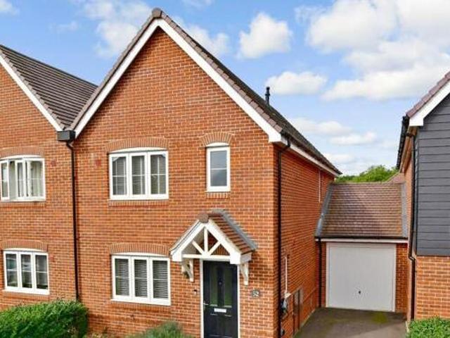 3 Bedroom Semi detached House For Sale In Southwater, Horsham