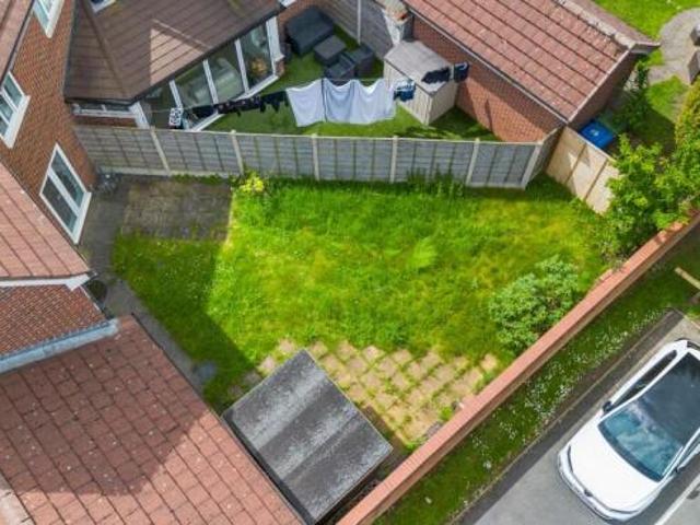 3 bedroom semi detached house for sale in Southwold Crescent, Great Sankey, WA5