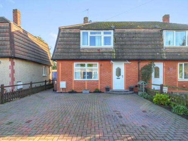3 Bedroom Semi detached House For Sale In Sleaford, Lincolnshire