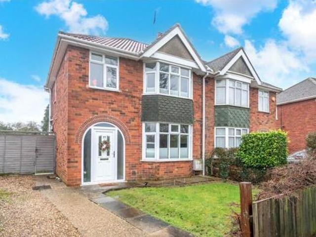 3 Bedroom Semi detached House For Sale In Sleaford, Lincolnshire