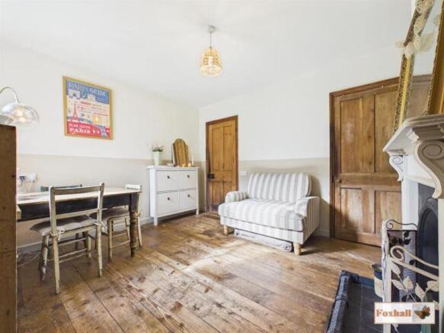 3 bedroom semi detached house for sale in Spring Road, Ipswich, IP4