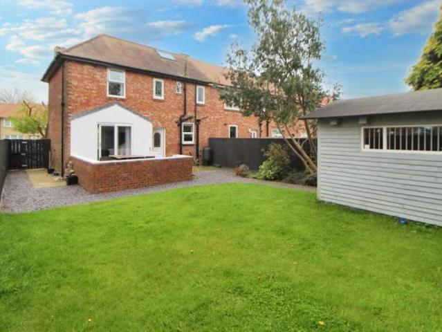 3 bedroom semi detached house for sale in Springfield Road, Blakelaw, Newcastle upon Tyne, and Wear, NE5 3DU, NE5