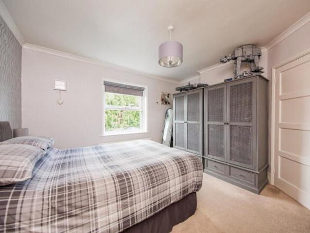 3 bedroom semi detached house for sale in Springfield Road, Southborough, TN4