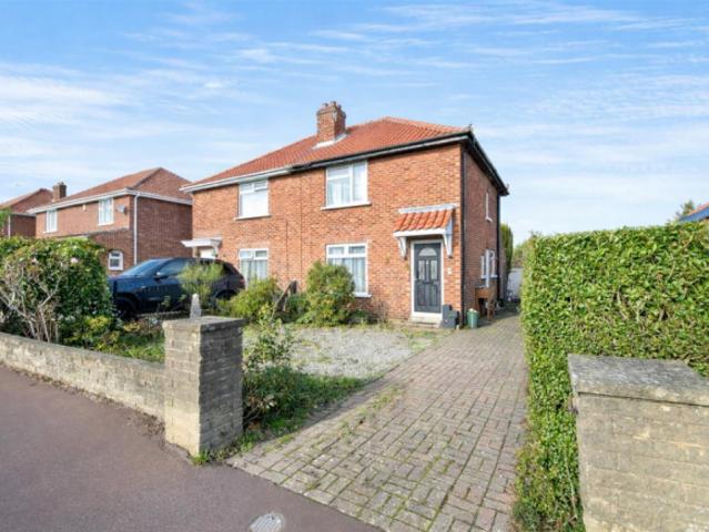 3 bedroom semi detached house for sale in Sprowston, NR7
