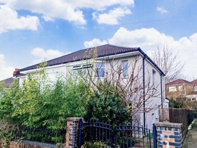 3 Bedroom Semi detached House For Sale In Swansea