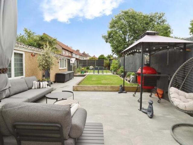 3 bedroom semi detached house for sale in Sweets Road, Bristol, BS15
