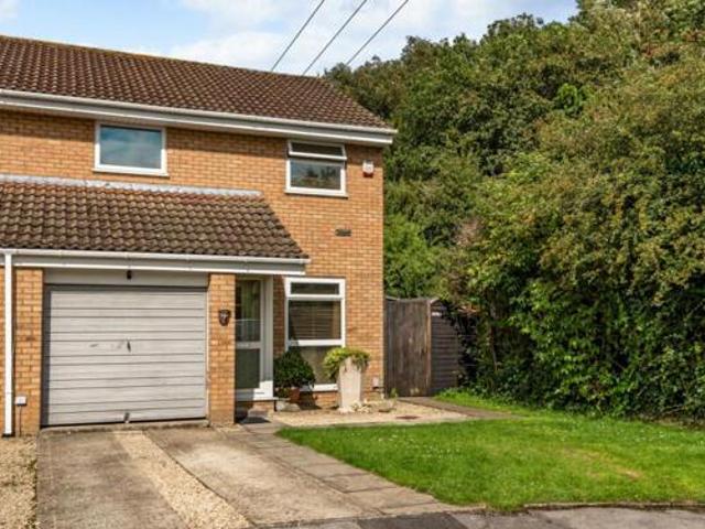 3 Bedroom Semi detached House For Sale In Swindon, Wiltshire