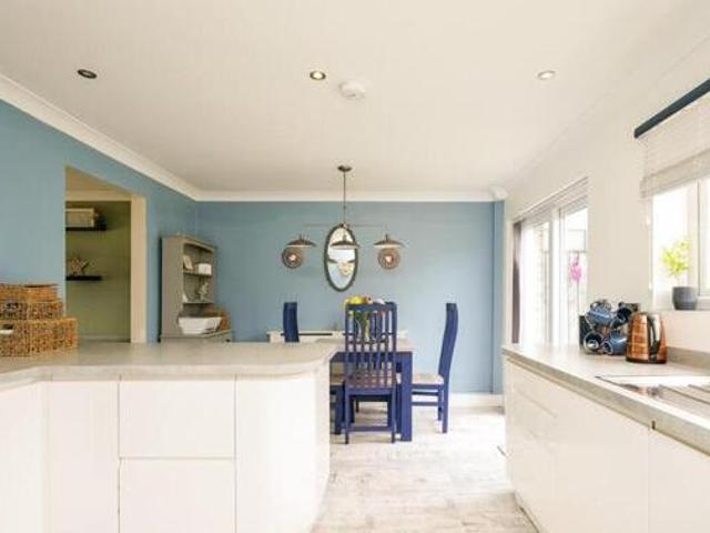 3 Bedroom Semi detached House For Sale In Swindon