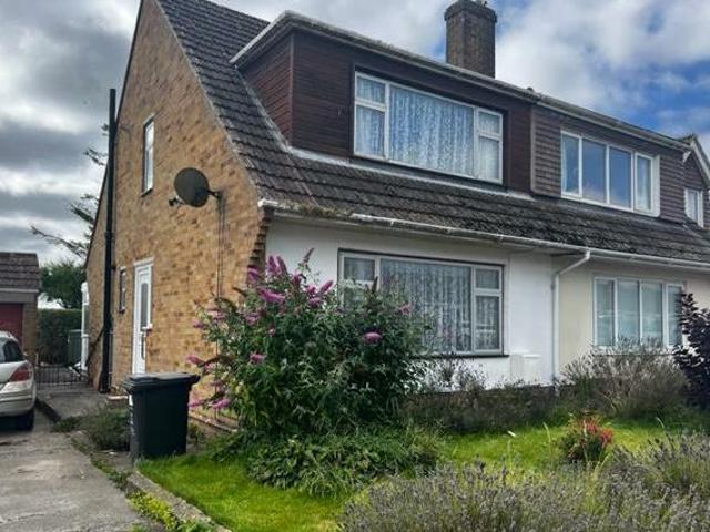 3 Bedroom Semi detached House For Sale In Swindon