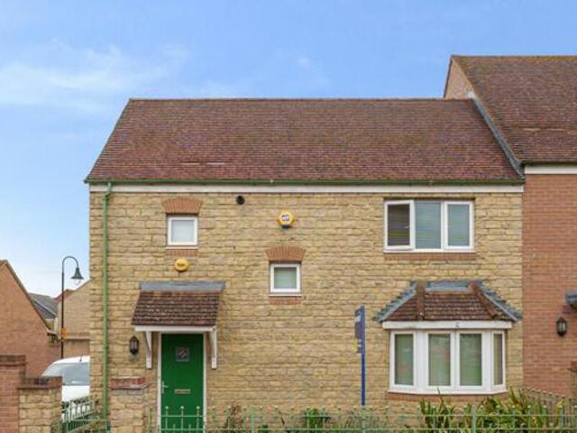 3 Bedroom Semi detached House For Sale In Swindon