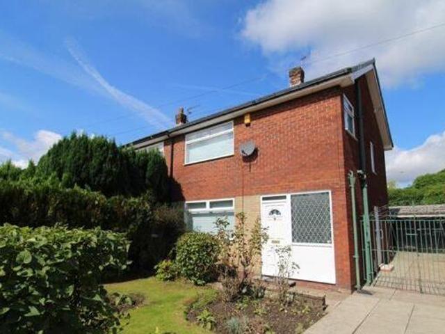 3 Bedroom Semi detached House For Sale In Swinley, Wigan