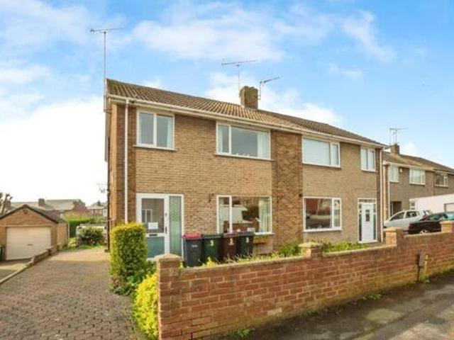 3 Bedroom Semi detached House For Sale In Swinton