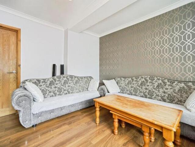 3 bedroom semi detached house for sale in St. Wilfrids Avenue, Leeds, LS8
