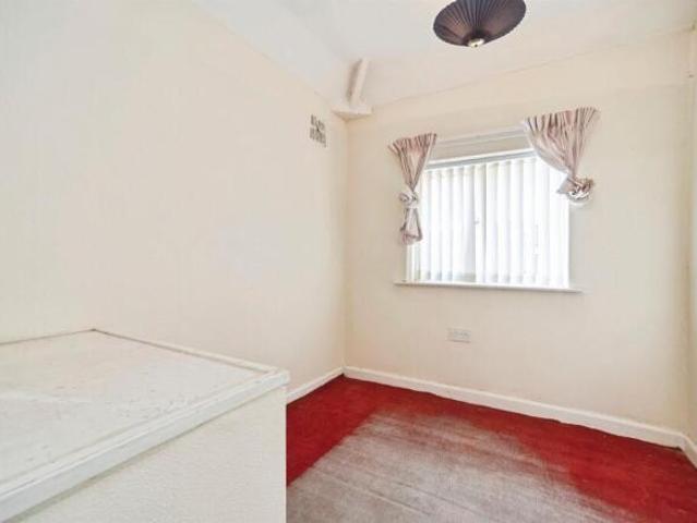 3 bedroom semi detached house for sale in St. Alban Mount, LEEDS, LS9