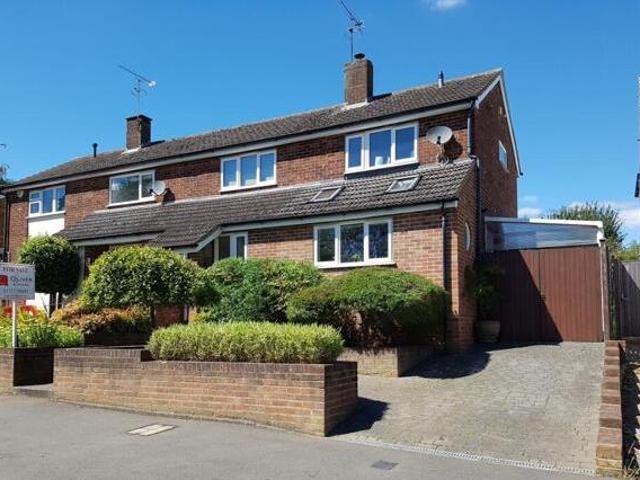 3 Bedroom Semi detached House For Sale In St Albans