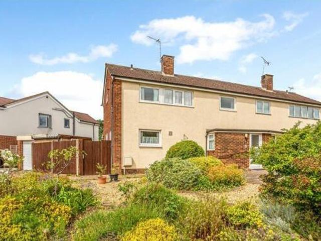 3 Bedroom Semi detached House For Sale In St. Albans
