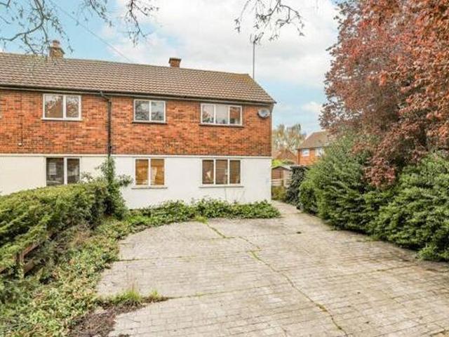3 Bedroom Semi detached House For Sale In St. Albans, Hertfordshire