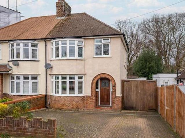 3 Bedroom Semi detached House For Sale In St. Albans, Hertfordshire