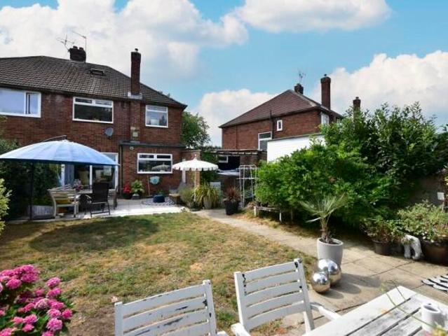 3 bedroom semi detached house for sale in St. Albans Road, WD25