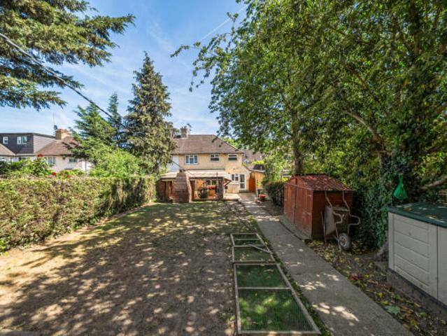 4 bedroom semi detached house for sale in St. Annes Road, St. Albans, AL2