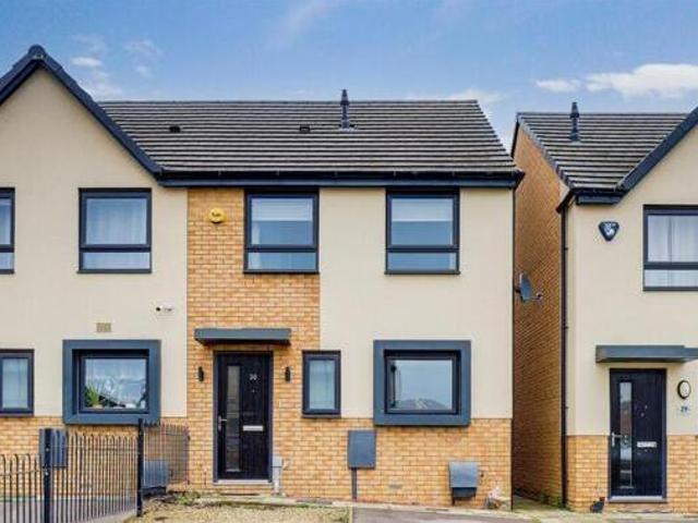 3 Bedroom Semi detached House For Sale In St. Anns, Nottinghamshire